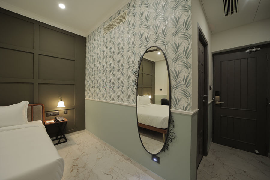 HOTEL DE FLEUR | Heritage - one of the best hotels in Bussy road ...